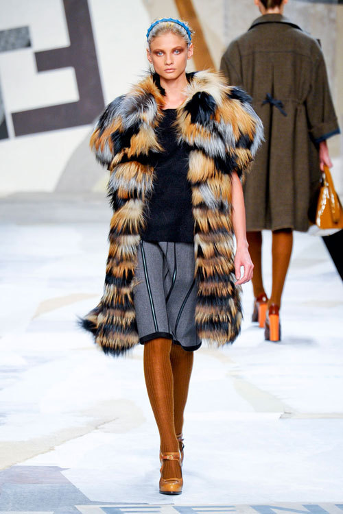 Tendinte moda iarna: Blanuri - Elle.ro