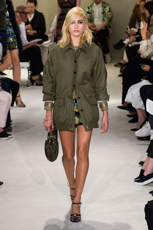 Top secret - cel mai HOT trend fashion al momentului - Elle.ro