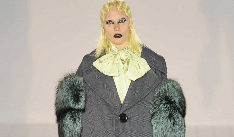 Lady Gaga – model de catwalk pentru Marc Jacobs - Elle.ro