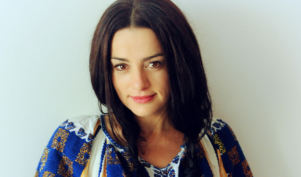 Cum am ratat interviul despre feminisim cu actrita Maria Obretin - Elle.ro