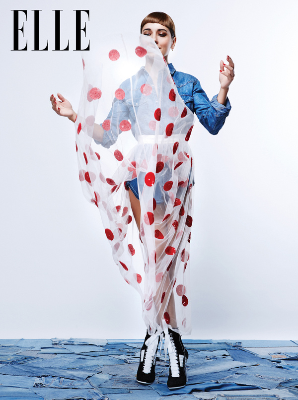 Elle Style Awards: 4 intrebari cu... Andreea Badala (VIDEO) - Elle.ro