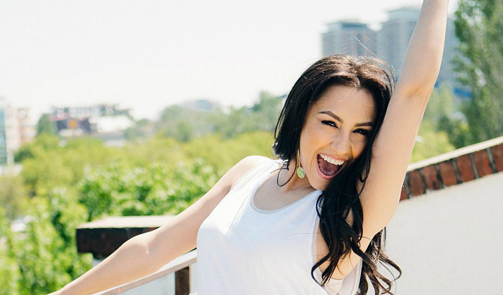 Andra - chestionar de vacanta - Elle.ro