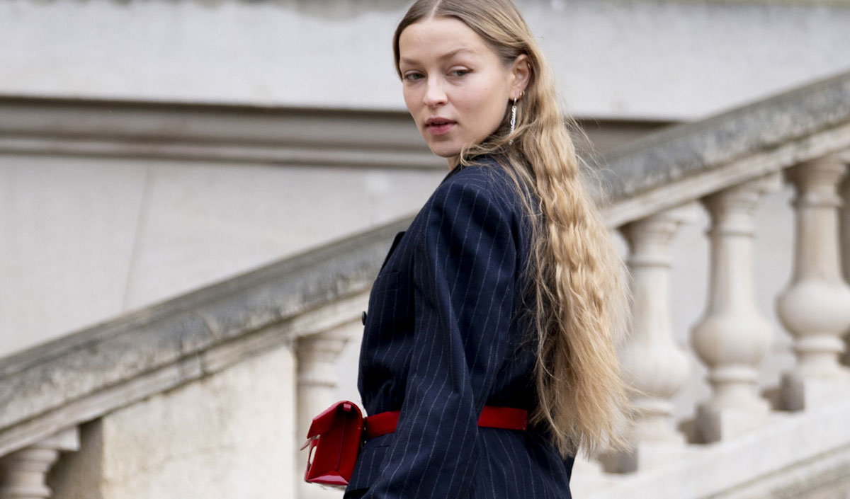 9 secrete pentru un păr strălucitor și sănătos - Elle.ro