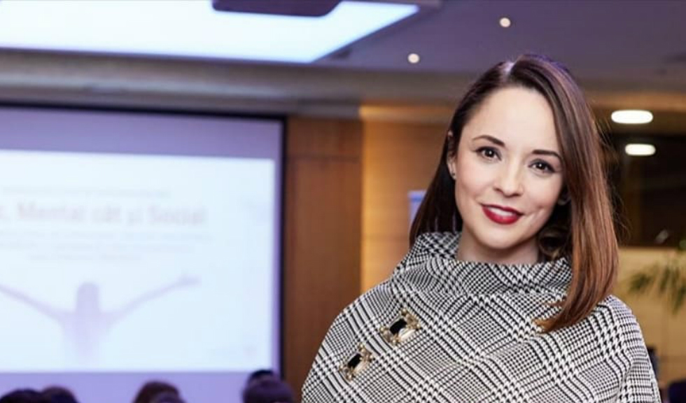 Andreea Marin și-a surprins fanii cu o imagine cu ea de acum 20 de ani ...