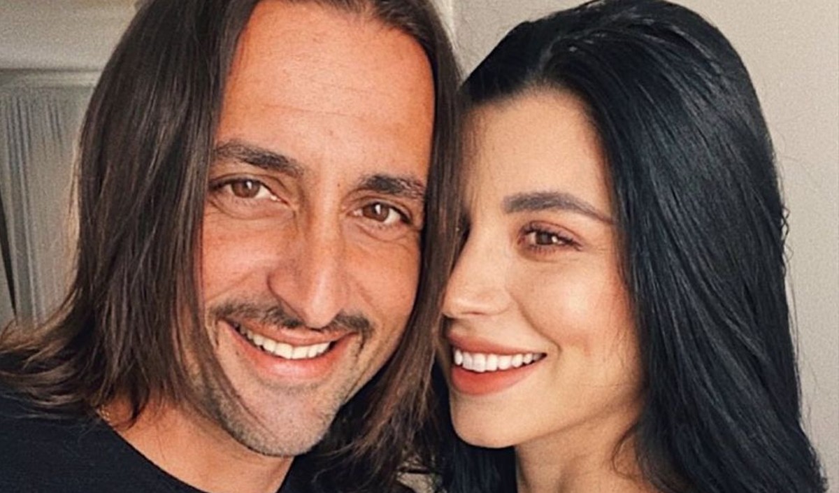 Cristina și Denis Ștefan și-au botezat fiica cea mică. Imagini ...