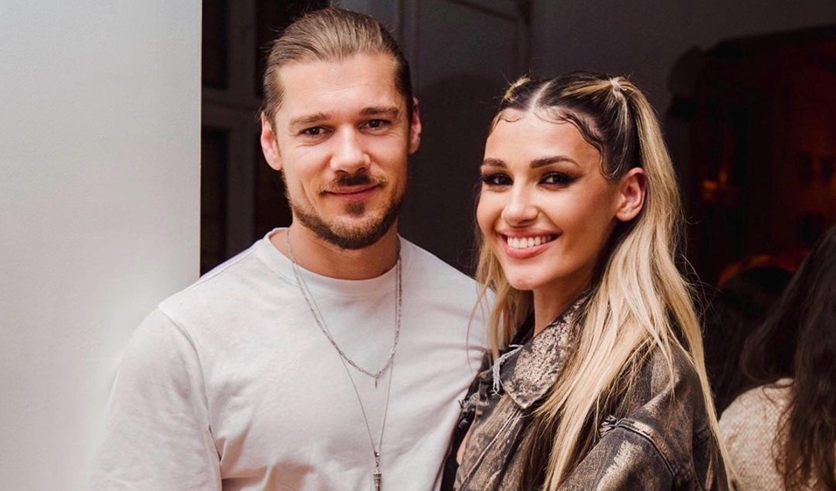 Imagini inedite cu Alina Eremia și iubitul ei, Edi Barbu, din vacanța ...