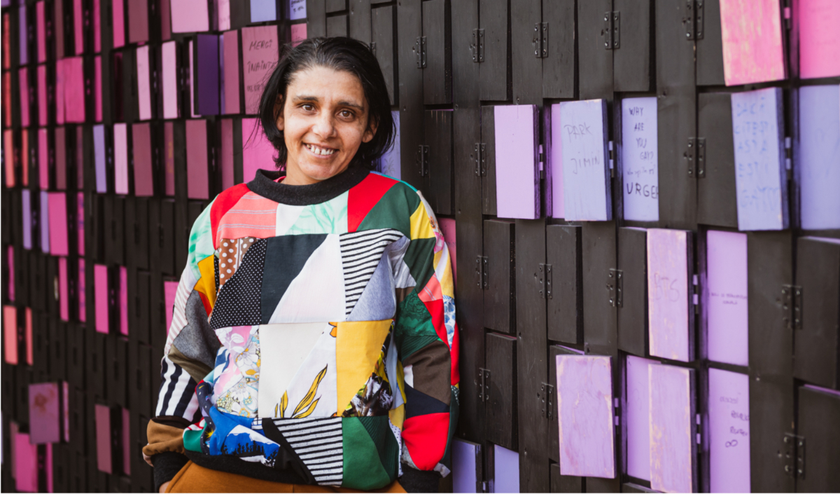 Eli îți croiește hainele și-și croiește un drum în viață - Elle.ro