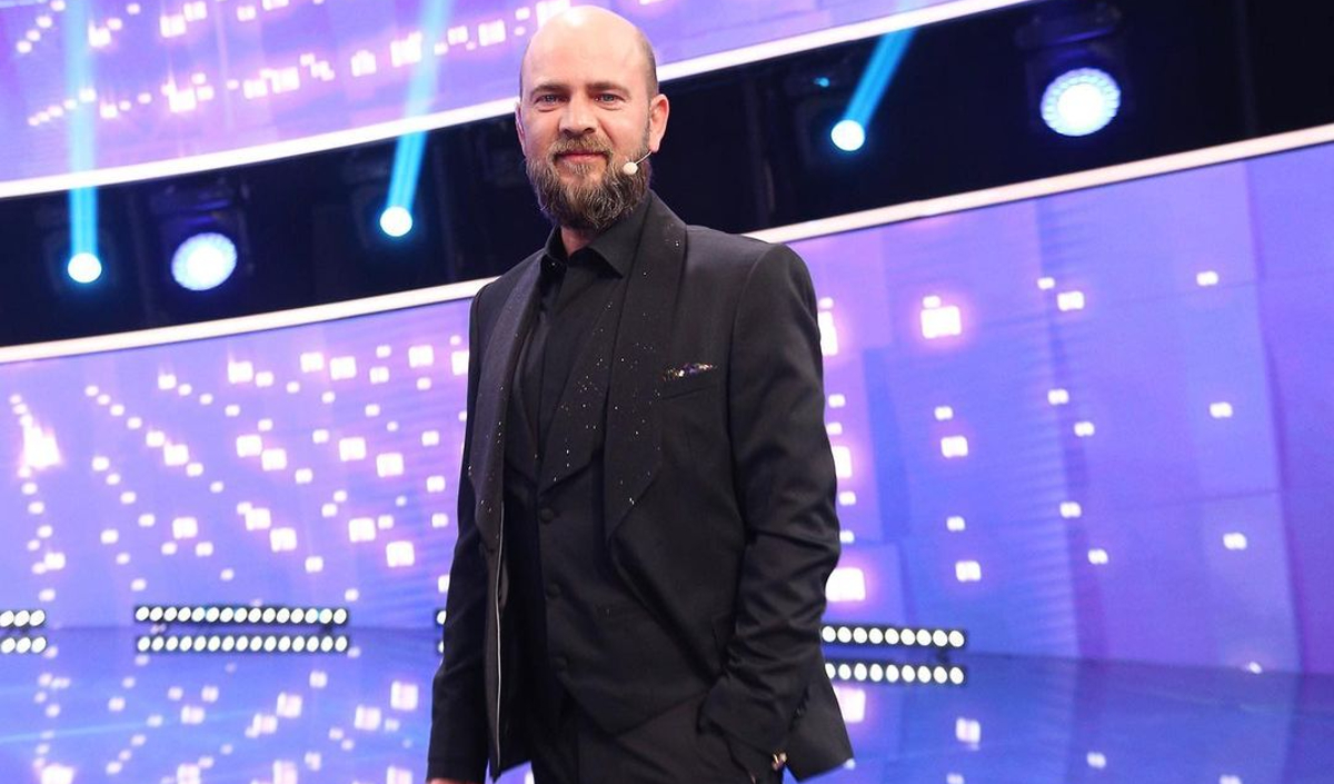 Ce emisiune va prezenta Cosmin Seleși la PRO TV. Anunțul este oficial ...