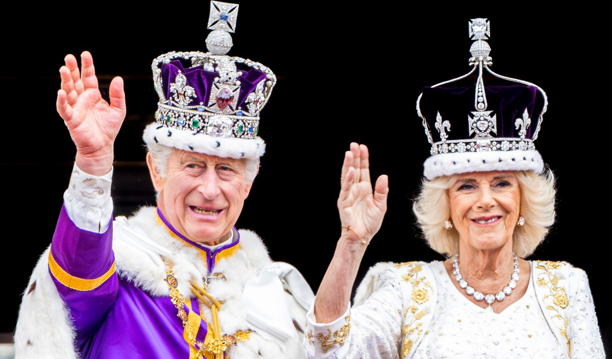 Ce ținute au purtat prințesele și reginele la ceremonia de încoronare a ...