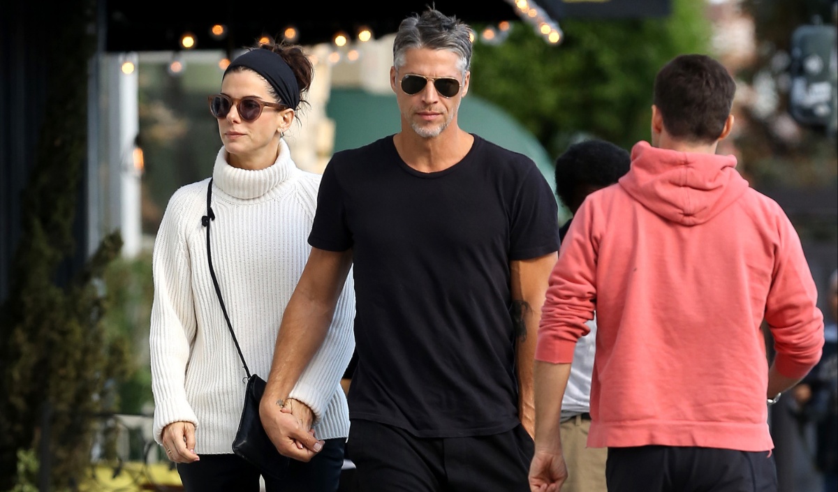 Sandra Bullock luase o pauză de la actorie pentru a avea grijă de partenerul ei, Bryan Randall ...