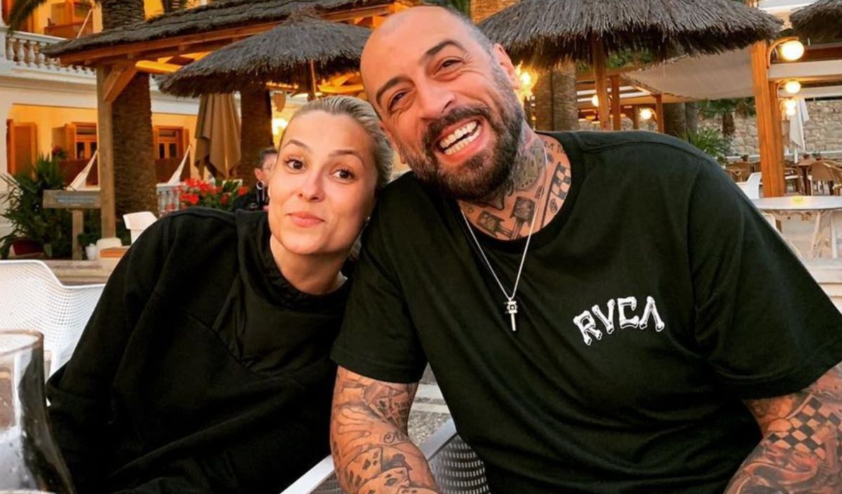 CRBL și soția lui, Elena, divorțează. Anunțul a fost făcut de artist ...