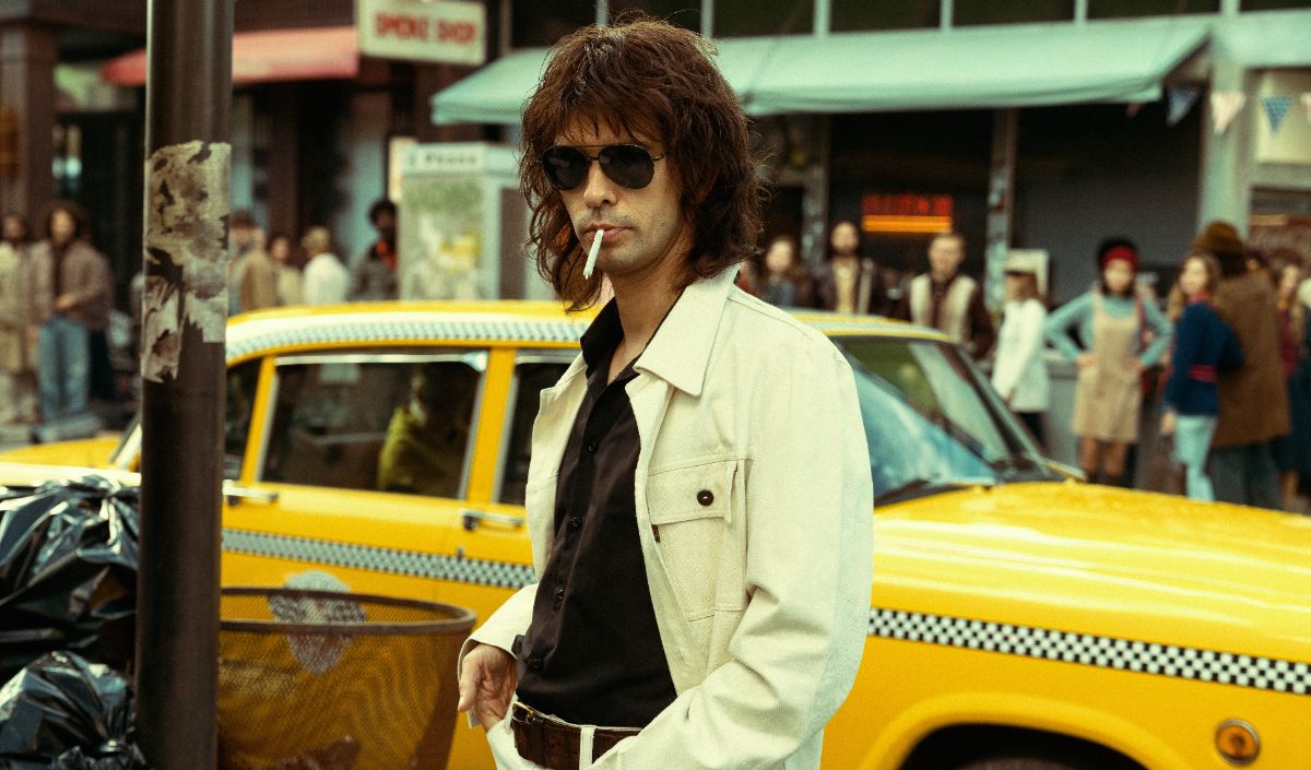 Dizident sau antierou? Limonov (r. Kirill Serebrennikov) intră în ...