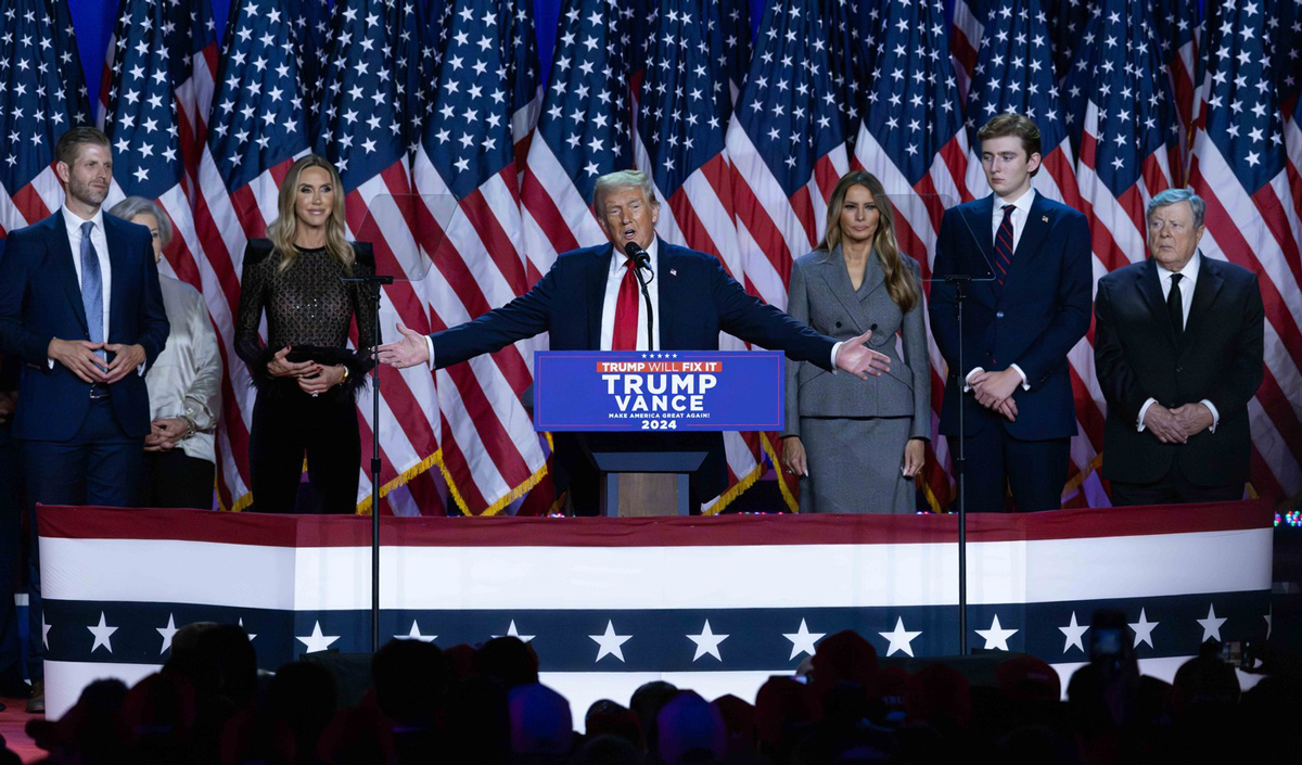 Melania Trump, apariție stylish la ceremonia de învestire a lui Donald ...