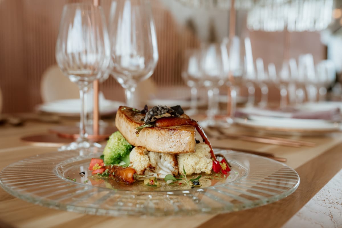 Flavours dă tonul tendințelor de Food & Design pentru nunțile anului 2025